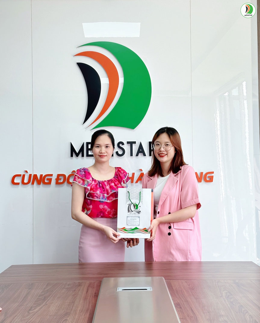 Công đoàn Medistar Việt Nam trao quà khuyến học CBNV có con em đạt thành tích học tập xuất sắc